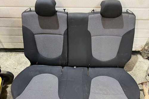 Задняя спинка диван в салон Hyundai Solaris 1