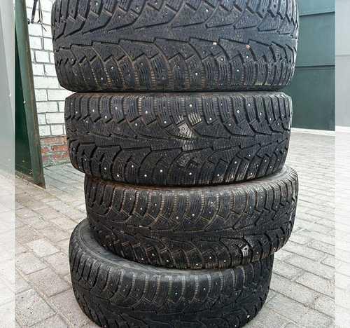 Nokian Tyres Hakkapeliitta Sport Utility 225/65 R17 28K