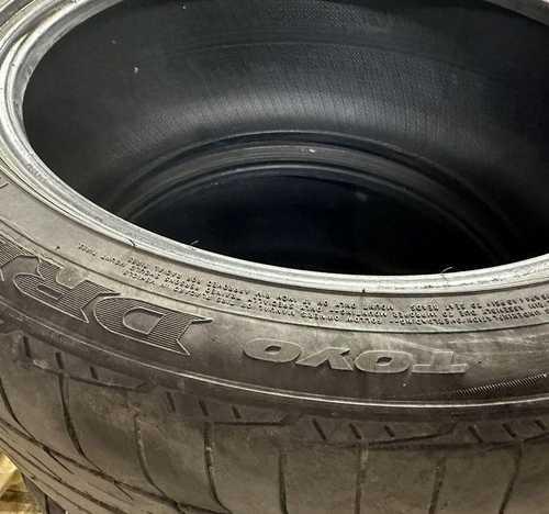 Toyo DRB 235/45 R17 94W