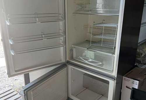 Холодильник Liebherr CUPes 46530