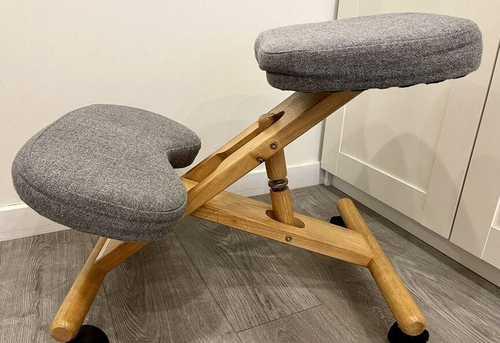 Коленный ортопедический стул из дерева