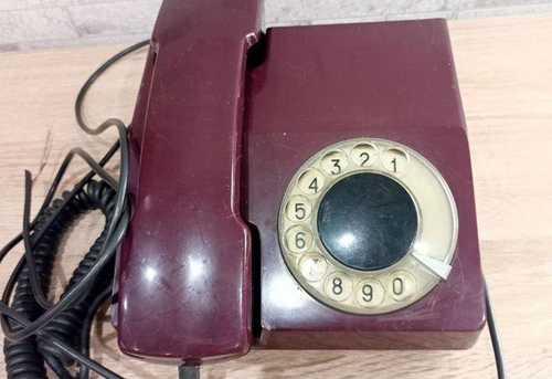 Советский телефонный аппарат