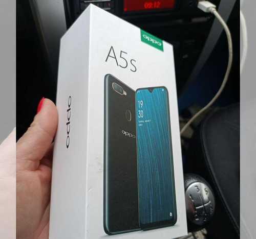 OPPO A5s, 3/32 ГБ