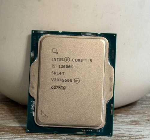 Процессор Intel Core I5 12600KF