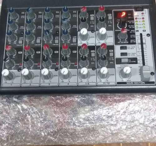 Цифровой микшерный пульт behringer 1202