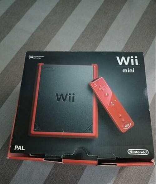 Nintendo Wii mini + игры