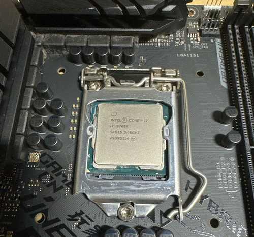 Процессор Intel core i7-9700k