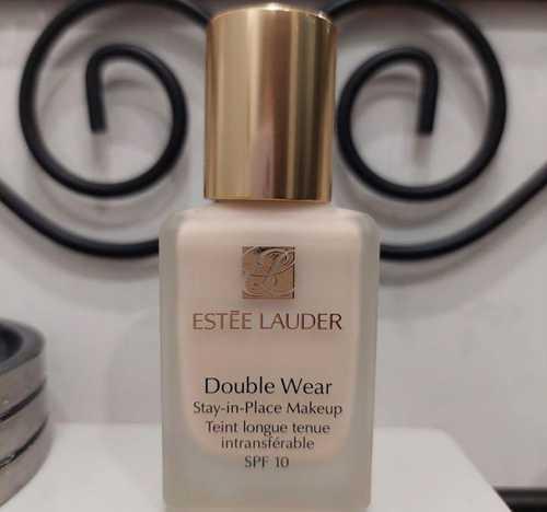 Тональный крем Estee Lauder double wear (0N1)