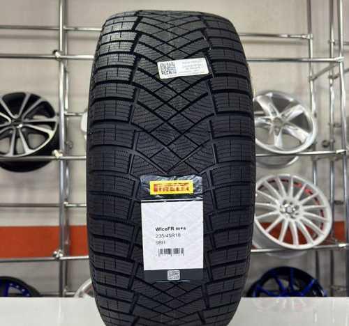 Pirelli Ice Zero FR 235/45 R18 98H