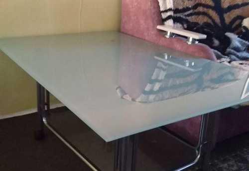 Стеклянный большой стол IKEA