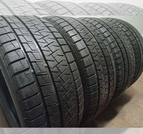 Formula Ice FR 235/55 R18 104T