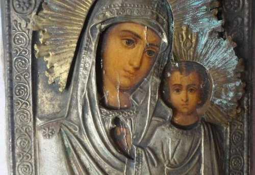 Икона Казанской Богородицы в окладе