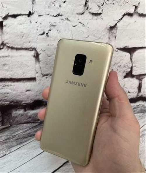 Samsung galaxy A8 2018 4/32gb (gold)
