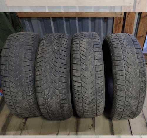 Goodyear UltraGrip Ice 225/65 R17 102