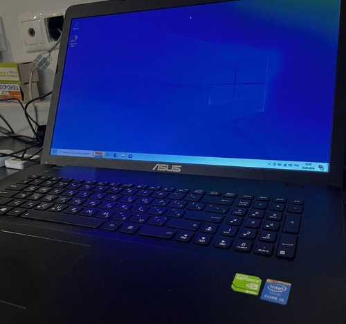 17'3 Asus X751L (i5-5200/GTX 940M/12/SSD 256/1 TB)