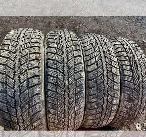 Roadstone Winguard Ice 185/65 R15 100T