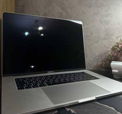 Apple Macbook Pro 15 2017