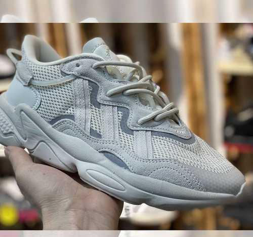 Кроссовки женские летние Adidas Ozweego