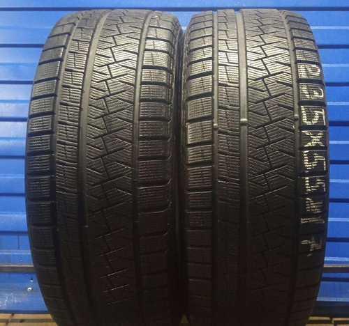 Pirelli Ice Asimmetrico 235/55 R17 99Q