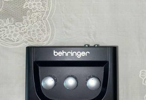 Behringer UM2