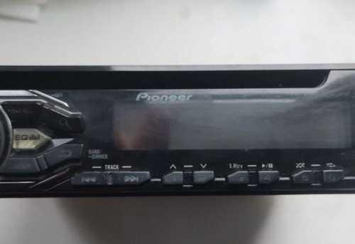 Магнитола pioneer DEN-1800UB