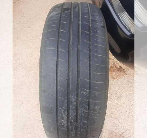 Goodyear EfficientGrip 205/60 R16