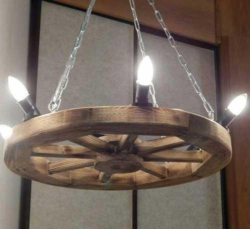 Люстра деревянная - колесо телеги на 6 ламп