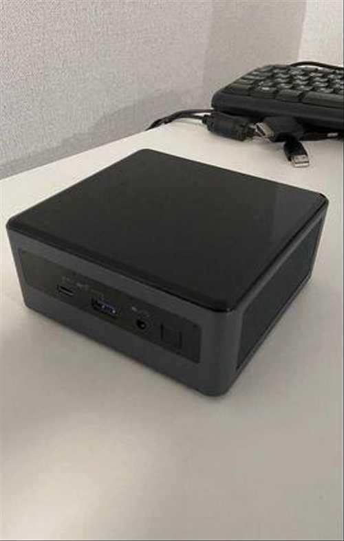 Intel nuc i5 10 gen 16 GB RAM SSD HDD