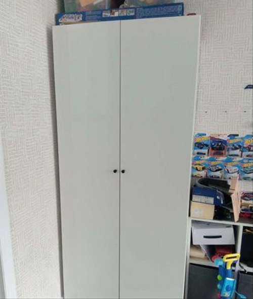 Шкаф IKEA Опхус