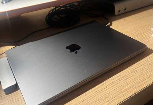 MacBook Pro 13 (2020), 1024 ГБ, M1 (8 ядер), RAM 16 ГБ, GPU 8-core