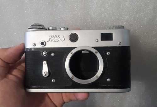 Плёночный фотоаппарат фэд 3 N8208513 на запчасти