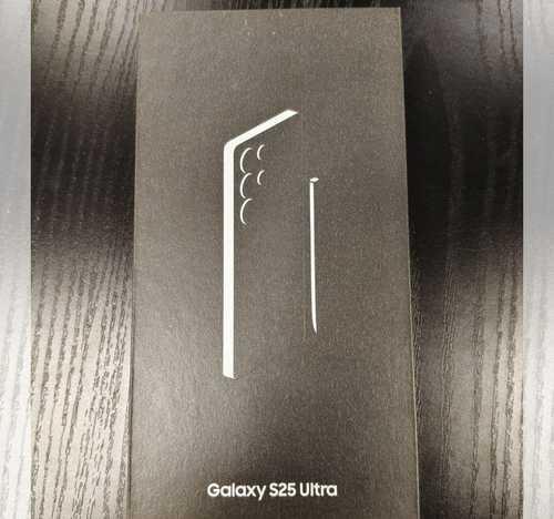 Samsung Galaxy S25 Ultra, 12/256 ГБ