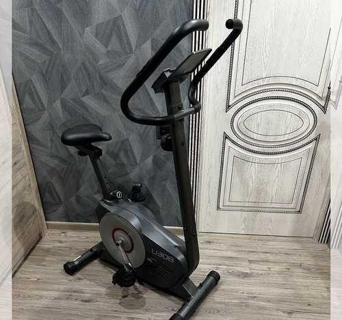 Велотренажер Carbon Fitness U308