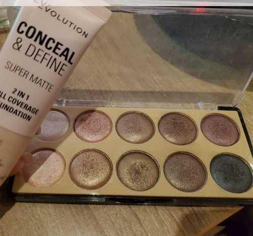 Тональный крем и тени