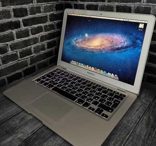 MacBook Air 2009 (в отл.сост)