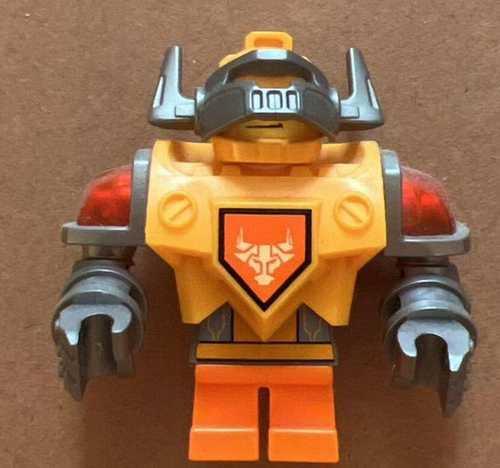 Lego nexo knights минифигурки