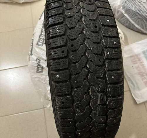 Bridgestone Blizzak Spike-01 185/65 R15 88T