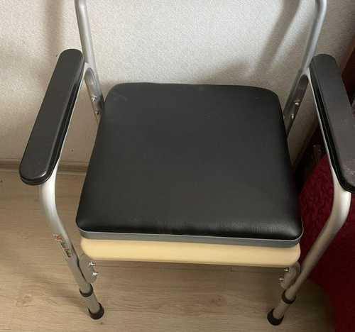 Кресло стул для туалета