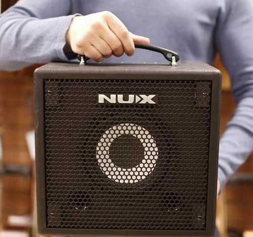 Nux Cherub Mighty-Bass-50BT Басовый комбоусилитель