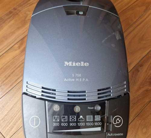 Пылесос miele S758
