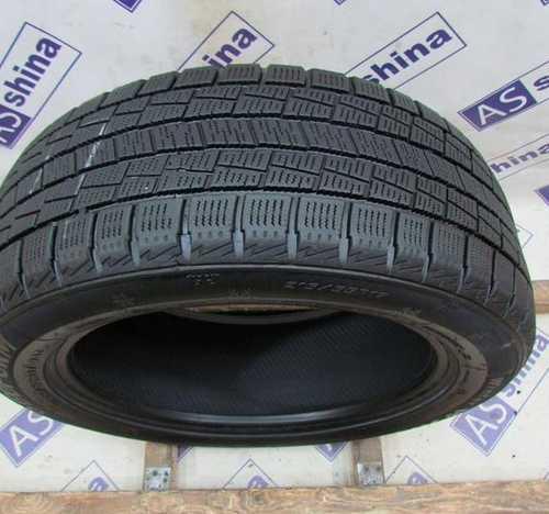 Goform W705 215/55 R17 117D