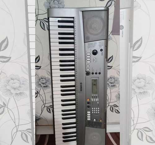 Синтезатор yamaha psr r 300