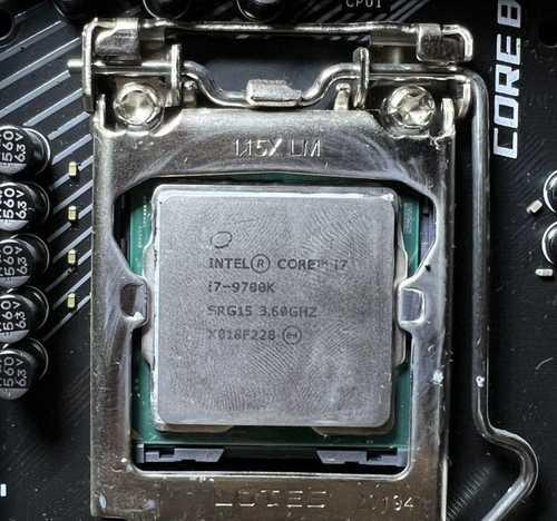 Процессор intel core i7 9700k (lga 1151v2)