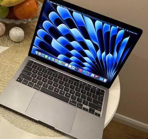 MacBook Pro 13 2022 m2