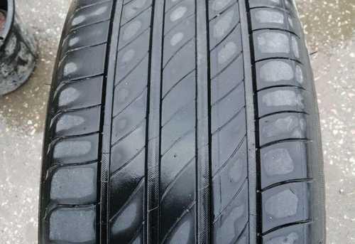 Michelin Primacy 4 215/65 R16