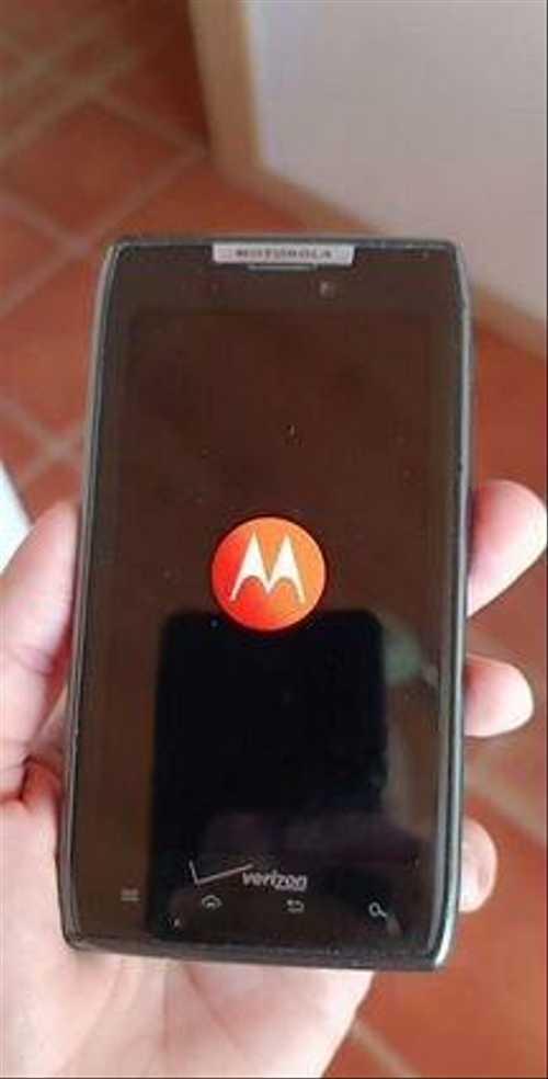 Телефон моторола razr