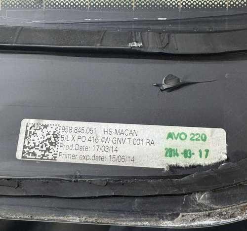 Заднее стекло Porsche Macan