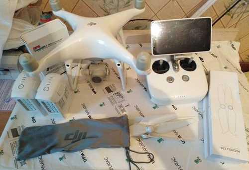 Квадрокоптер Phantom 4 Advanced