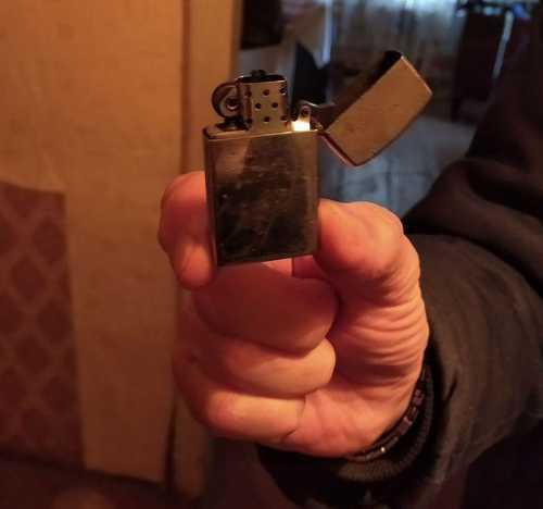 Зажигалка zippo