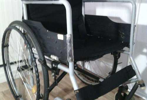 Инвалидная коляска складная б/у